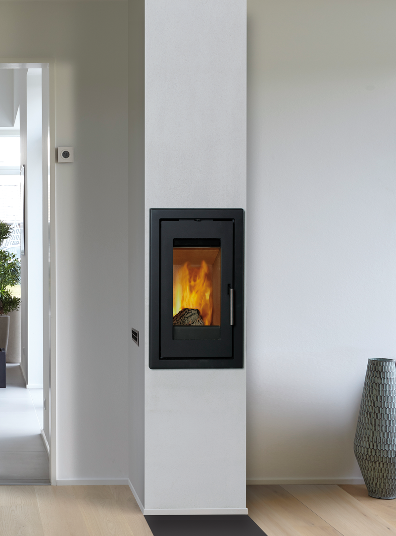 CELSIUS - Insert and chimney in one compact design