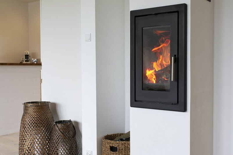 CELSIUS - Insert and chimney in one compact design