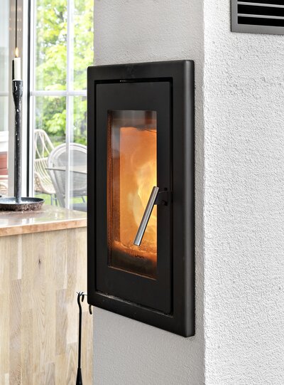 CELSIUS - Insert and chimney in one compact design