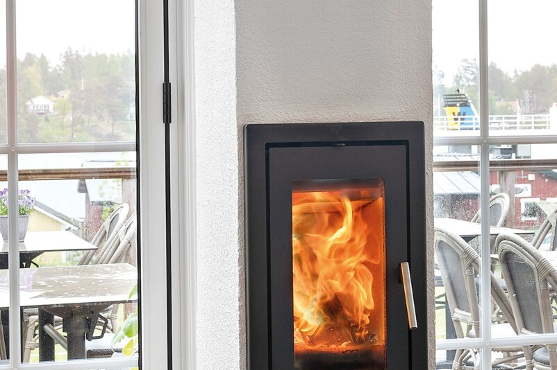 CELSIUS - Insert and chimney in one compact design